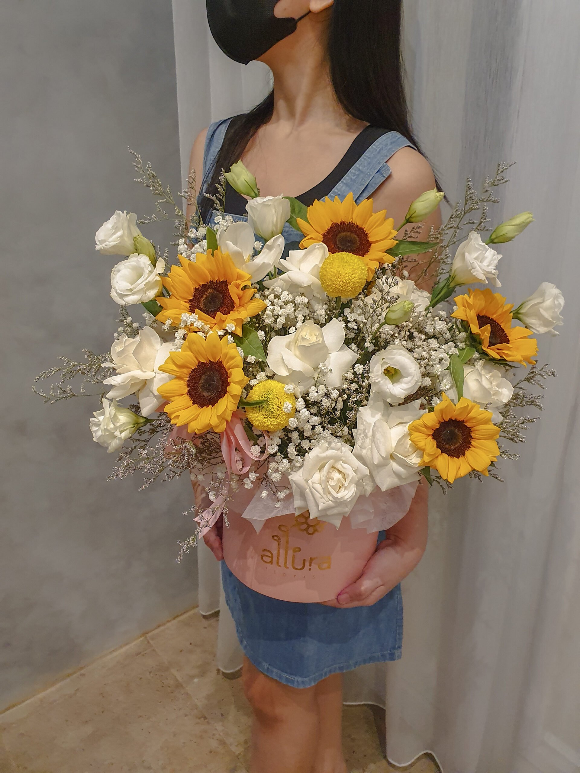 Sunny Bloombox - Allura Florist