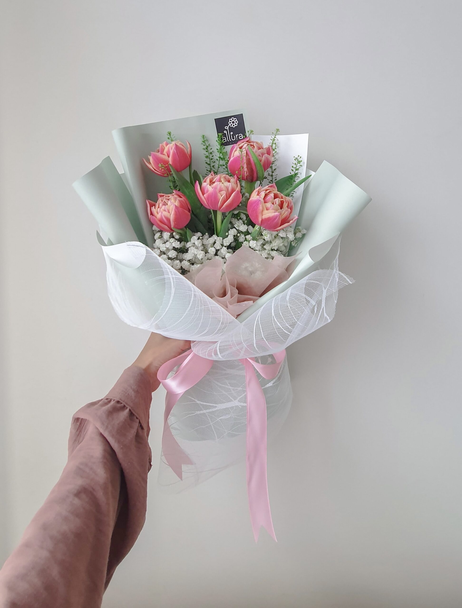 Columbus 5 Tulip Bouquet